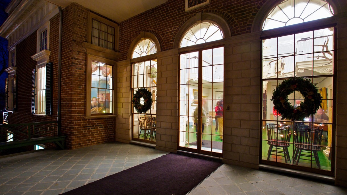 Holiday Evening Tours | Thomas Jefferson's Monticello