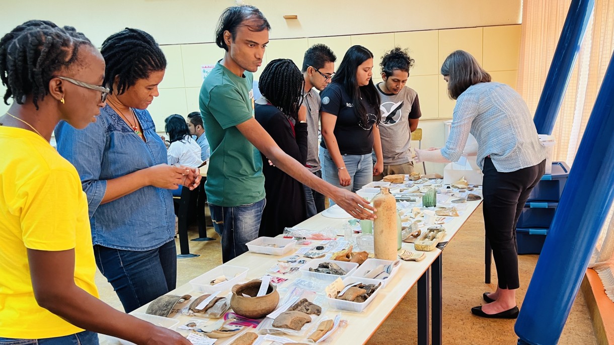 Bridging Continents and Cultures: The Global Impact of DAACS | Monticello